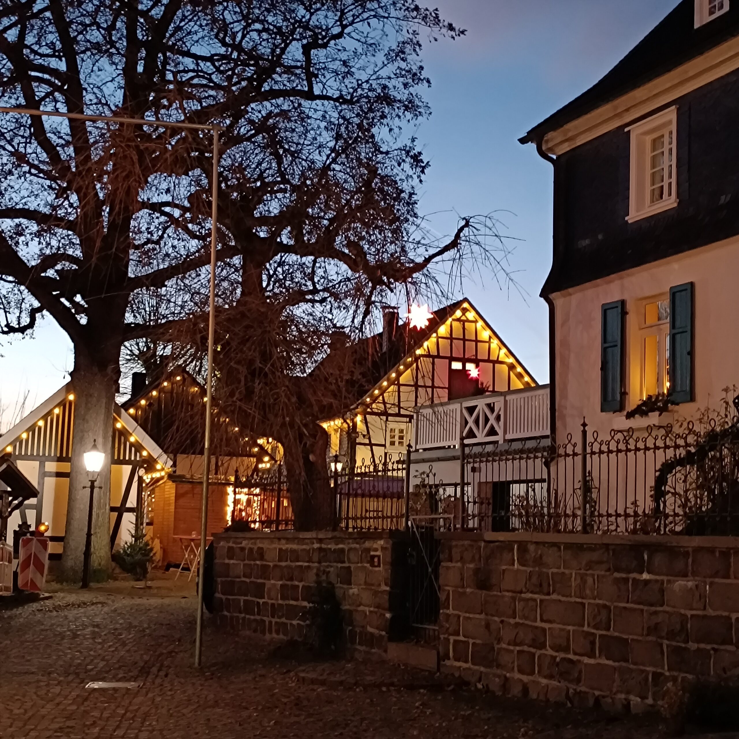 Traditioneller Nikolausmarkt in der Altstadt am Heimatmuseum!!! - UWG Bergneustadt (Unabhängige ...